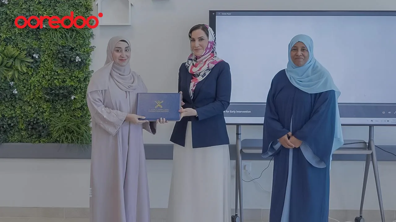 HH Sayyida Dr. Mona bint Fahad Al Said Visits the AEICD and honours ...